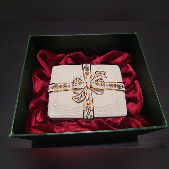 Lenox | Accents | Vintage Musical Lenox Jewelry Trinket Box | Poshmark